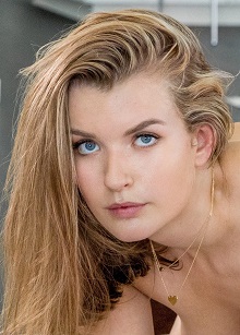 OFDb - Mia Melano (Darstellerin)